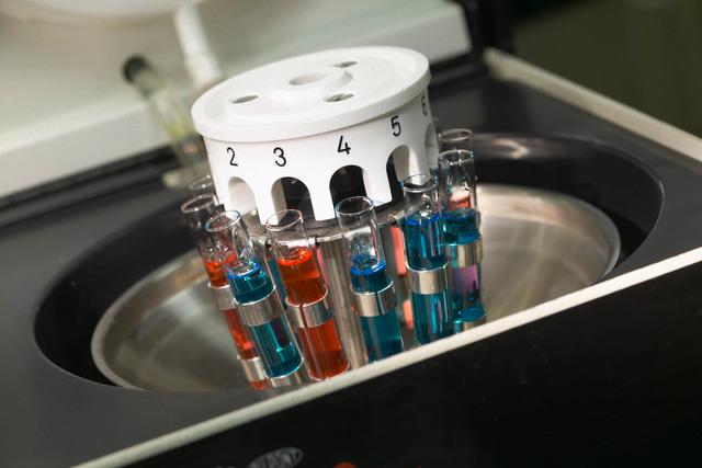 Test Tubes on Spinning Impeller – FormsFly Support